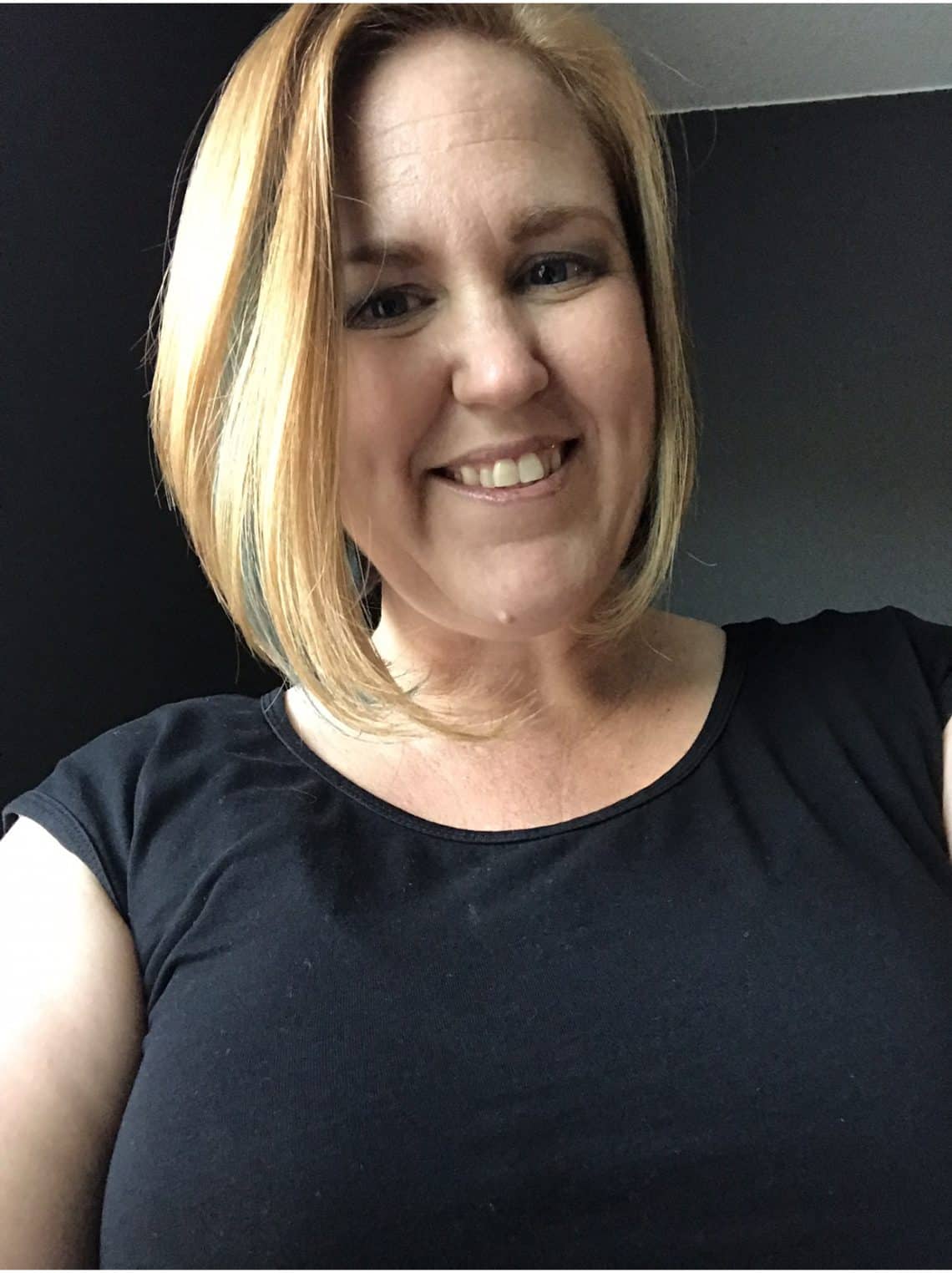 How to Take an Amazing Selfie: Pro Photographer Tips | We Three Shanes