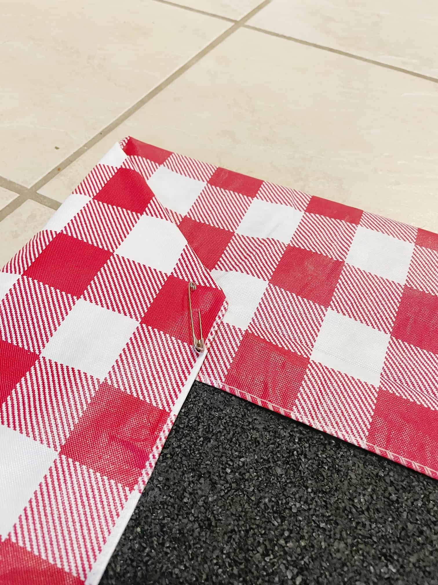 DIY Interchangeable Layered Doormat Tutorial | We Three Shanes