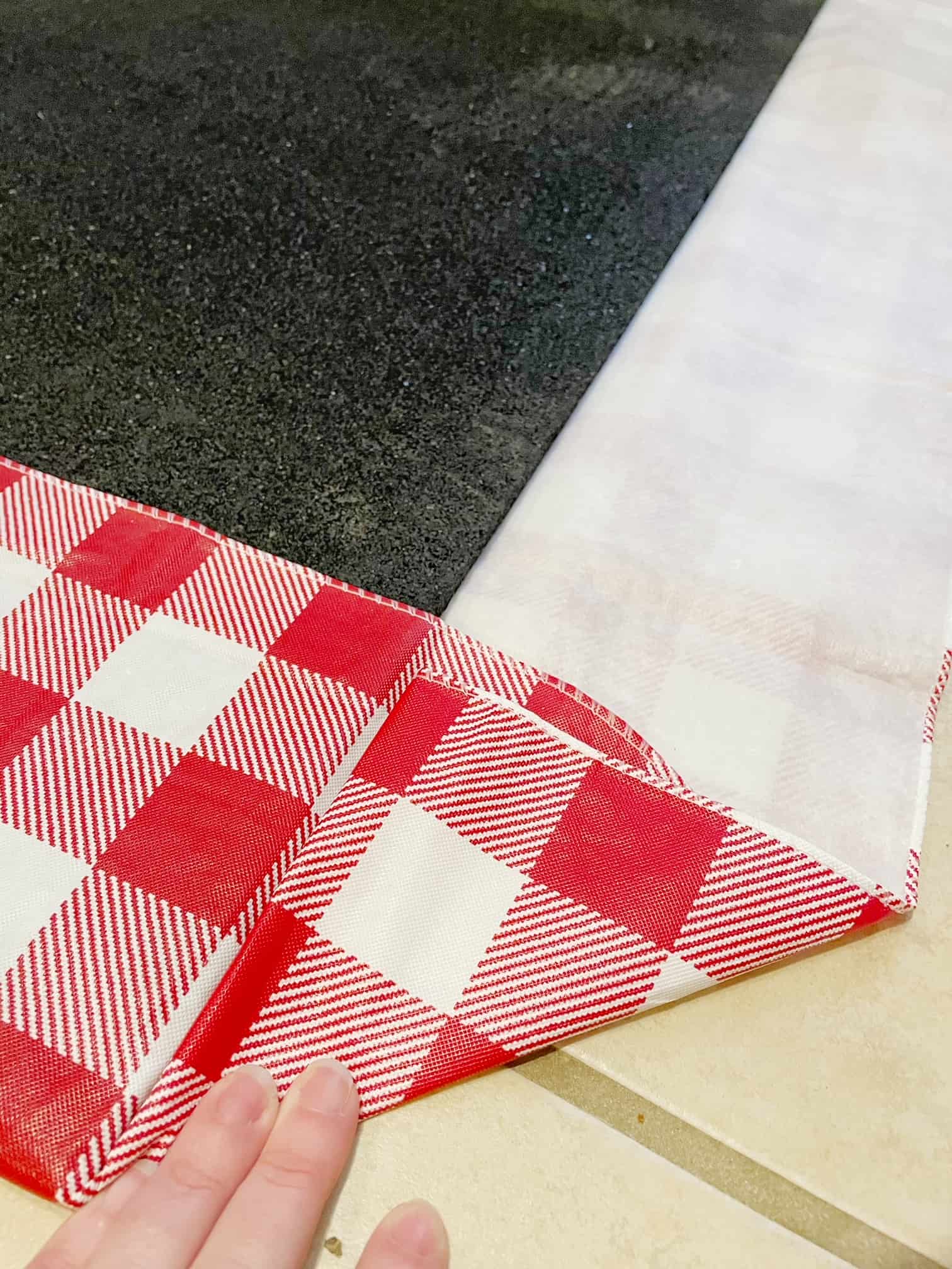 DIY Interchangeable Layered Doormat Tutorial | We Three Shanes
