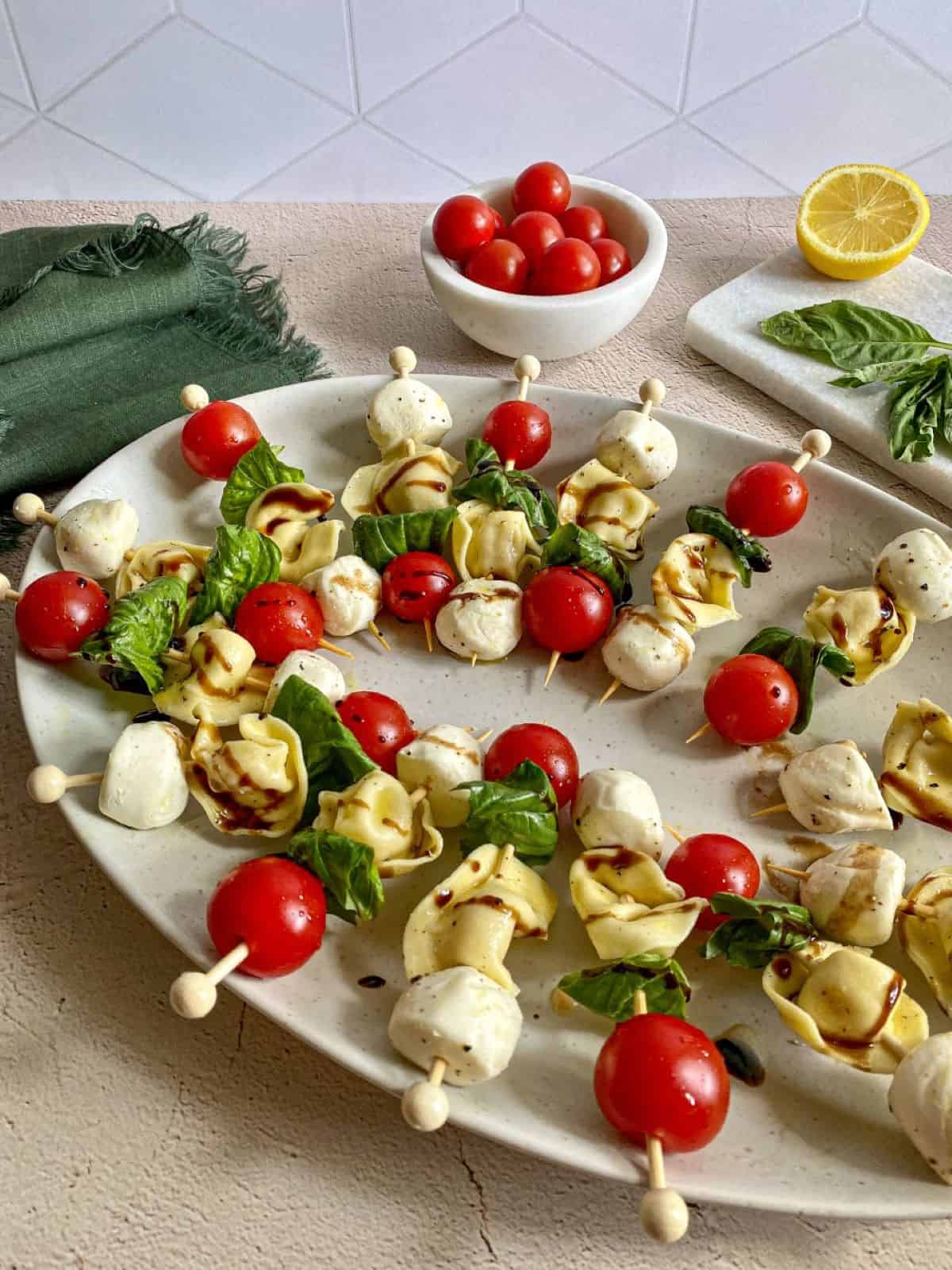 25 Easy Picnic Food Ideas | We Three Shanes