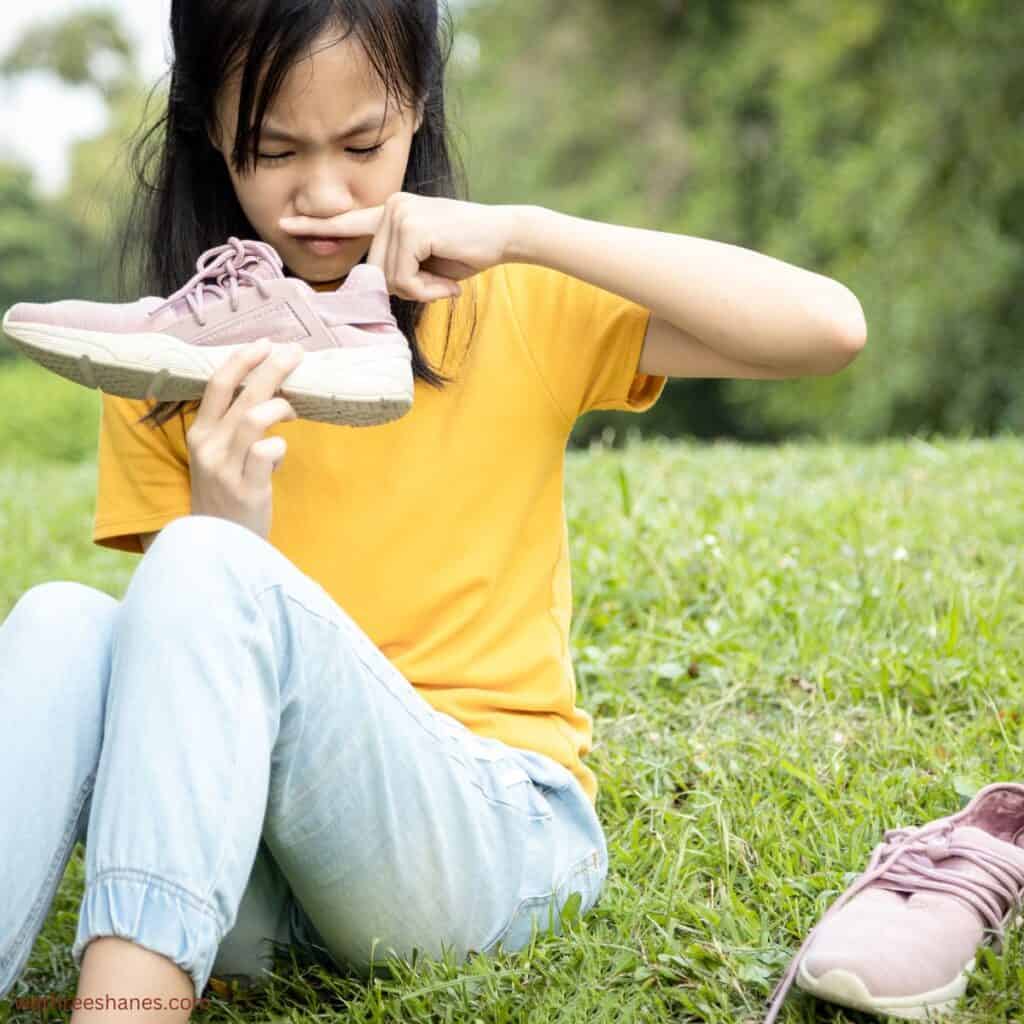 How To Get Rid Of Stinky Feet And Shoes | We Three Shanes